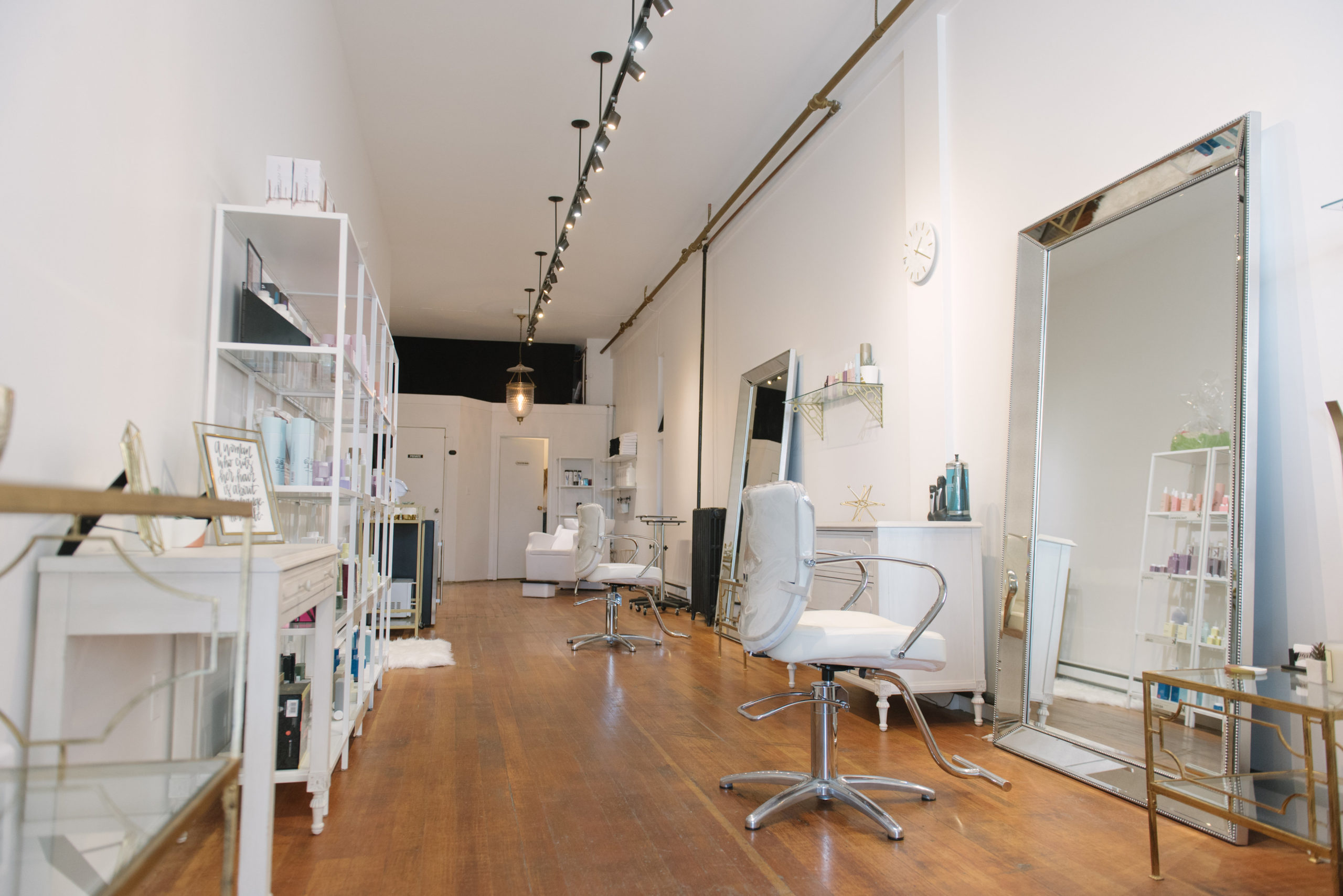 MaiSa Boutique & Parlour – Daleel